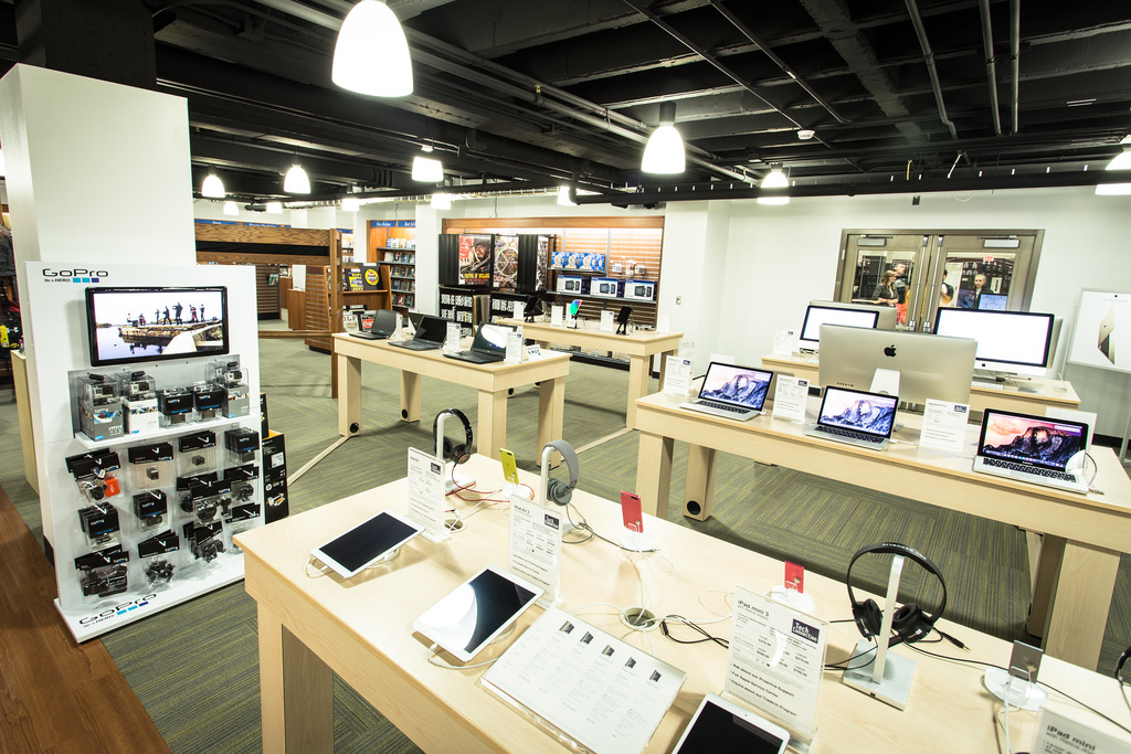 Iowa Hawk Shop | Iowa Memorial Union - The University of Iowa